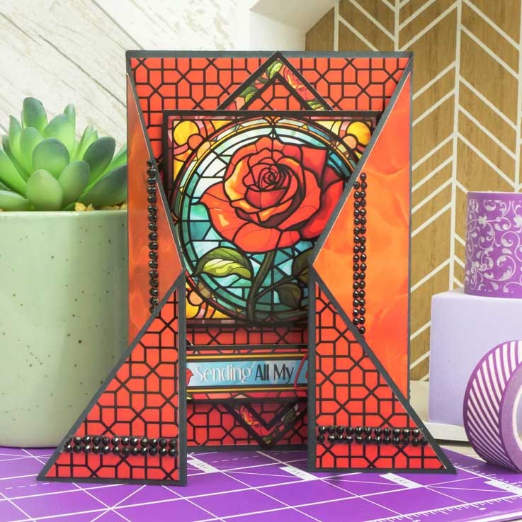 The Craft Show - Whopper Toppers & Shaped Gatefold Cards | Hunkydory Crafts